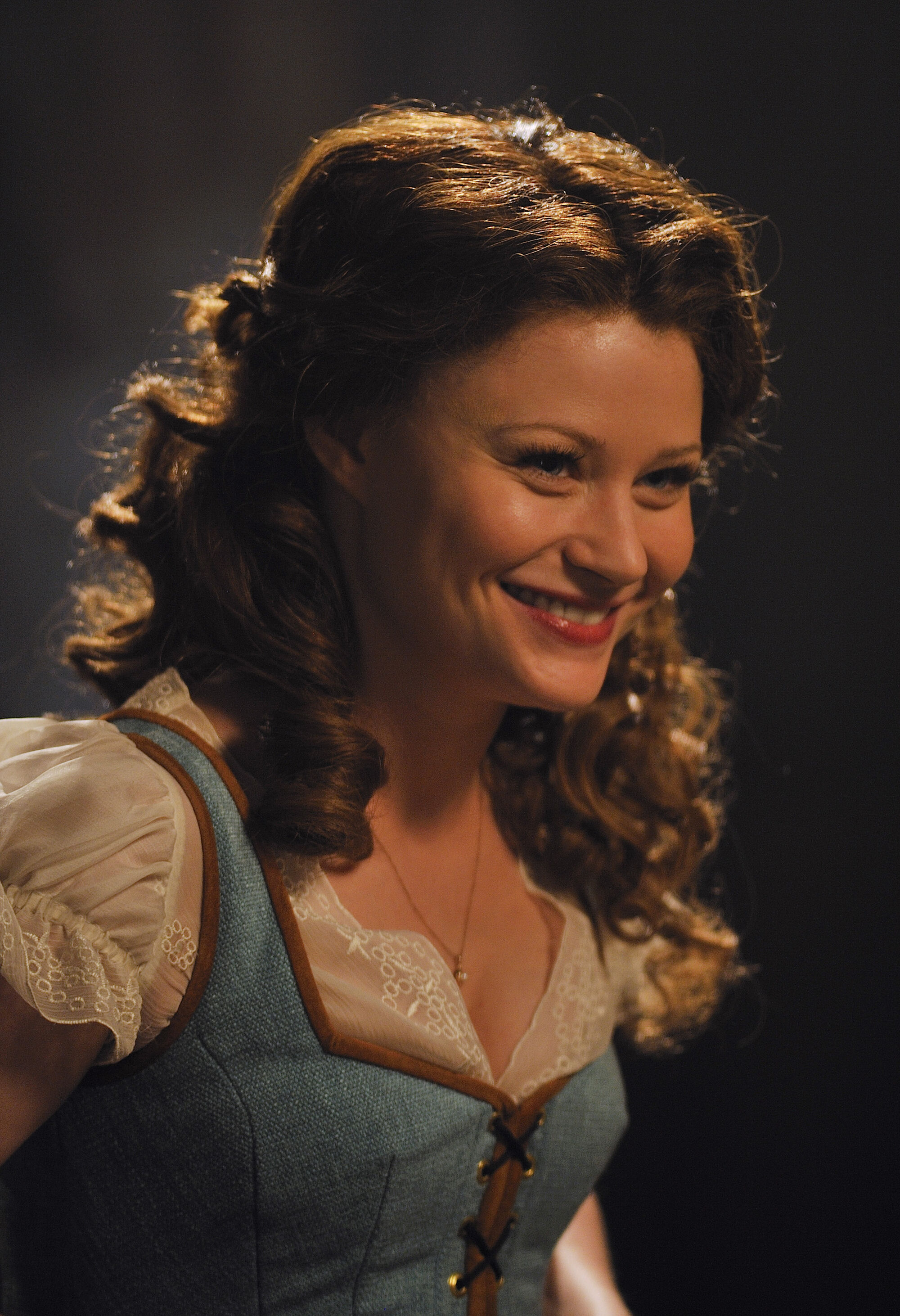 Belle | Once Upon a Time Reborn Wikia | Fandom Belle | Once Upon a Time Reborn Wikia | Fandom