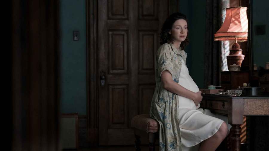 Imagen T03e01 08 Claire Embarazada Forastera Outlander Wiki