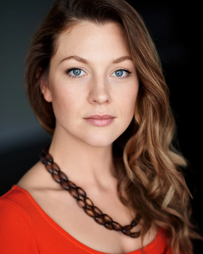 Esther Stephens | Outrageous Fortune Wiki | Fandom