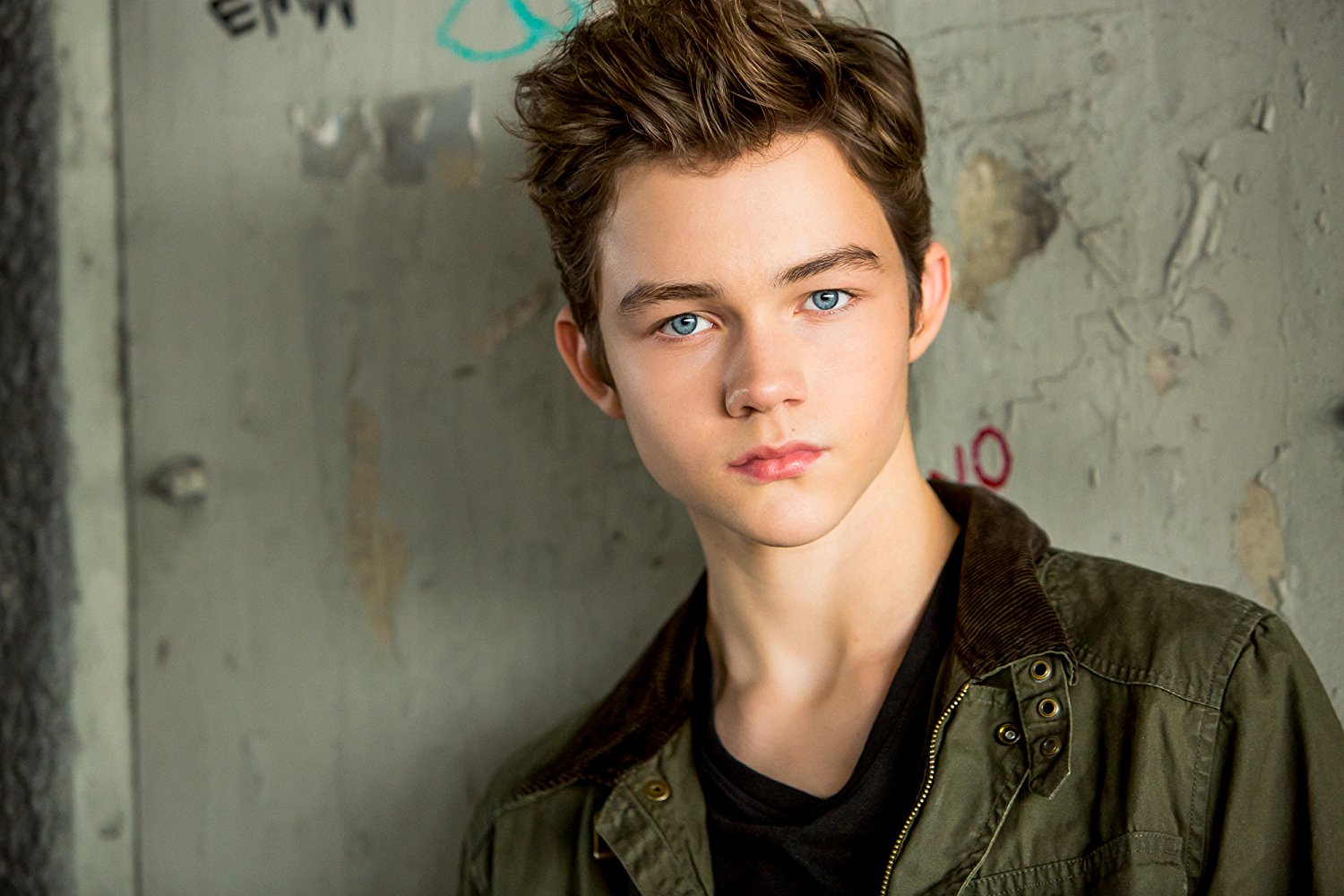 Levi Miller | Wiki Pan | FANDOM powered by Wikia Levi Miller | Wiki Pan | FANDOM powered by Wikia