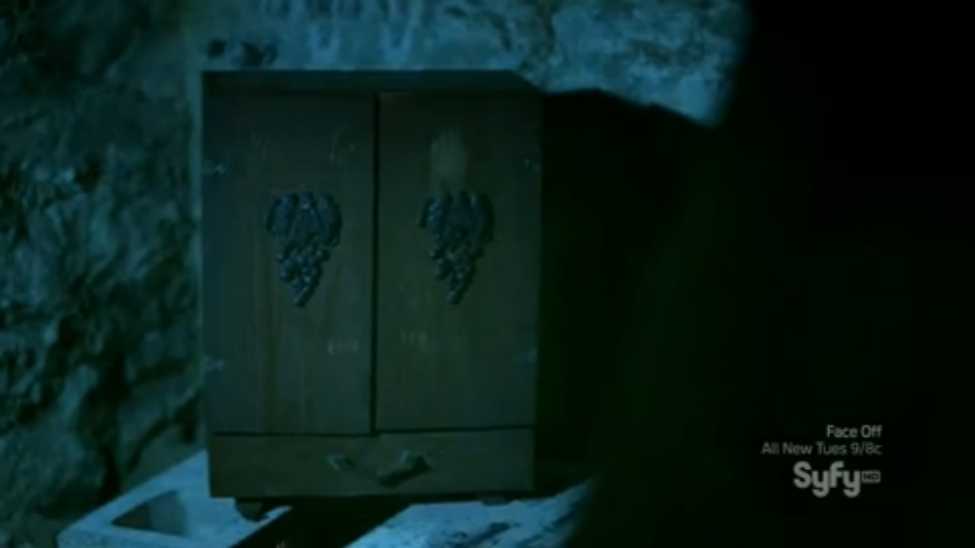 The Dybbuk Box | Paranormal Witness Wiki | FANDOM powered by Wikia The Dybbuk Box | Paranormal Witness Wiki | FANDOM powered by Wikia