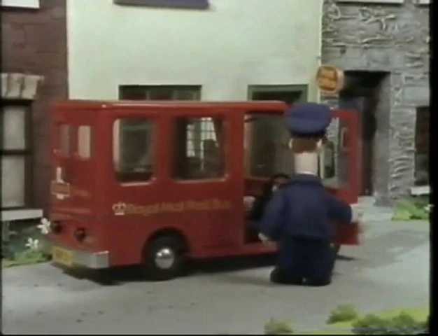 Postman Pat takes the Bus | Postman Pat Wiki | Fandom
