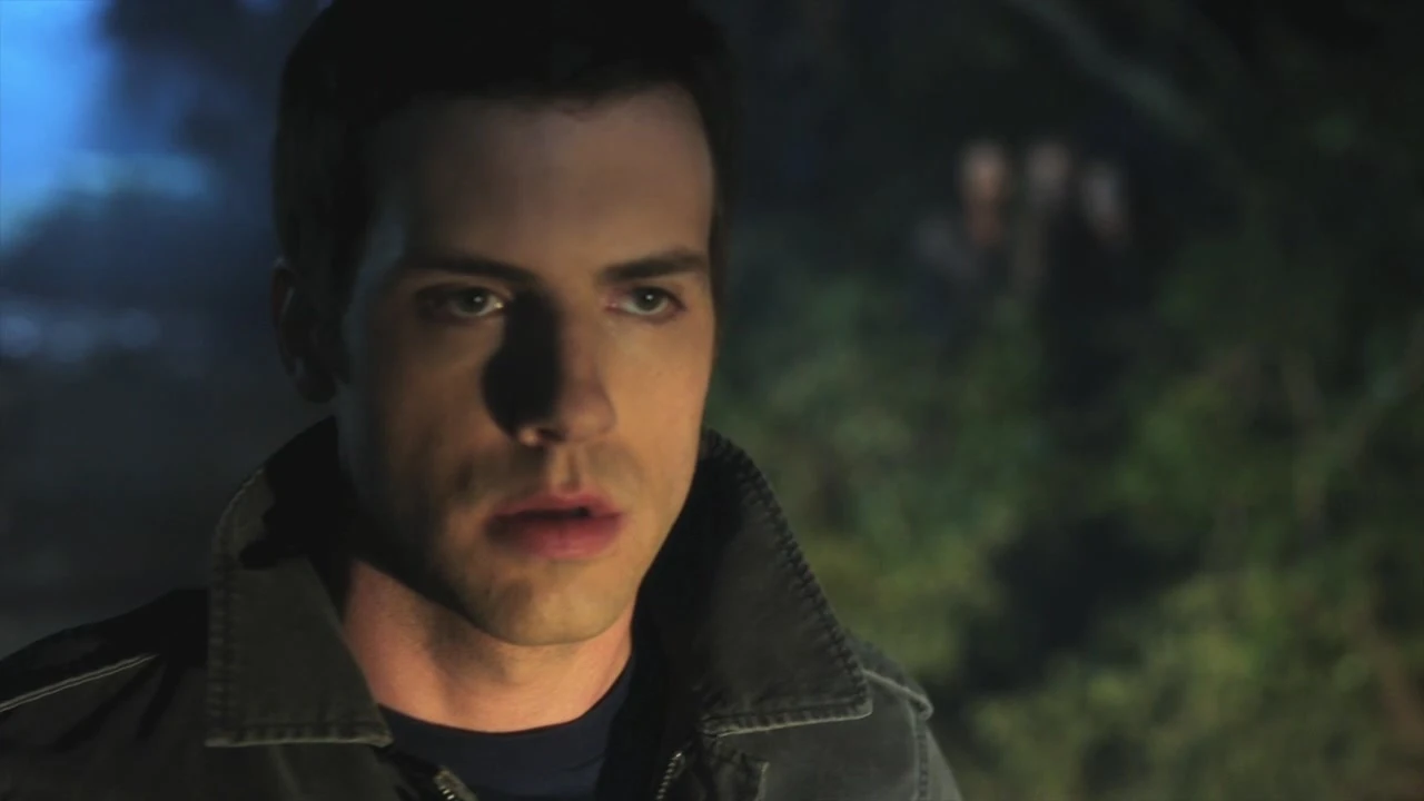 Logan Reed | Wiki Pretty Little Liars | Fandom