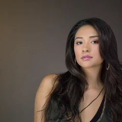Emily Fields / Gallery | Pretty Little Liars Wiki | Fandom