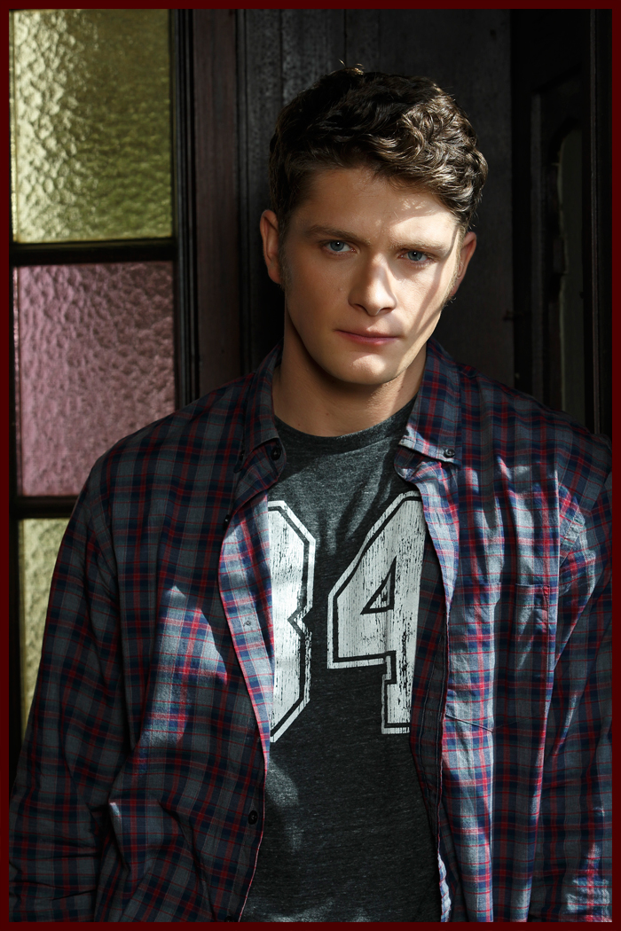 Luke Matheson Pretty Little Liars Wiki Fandom Powered By Wikia