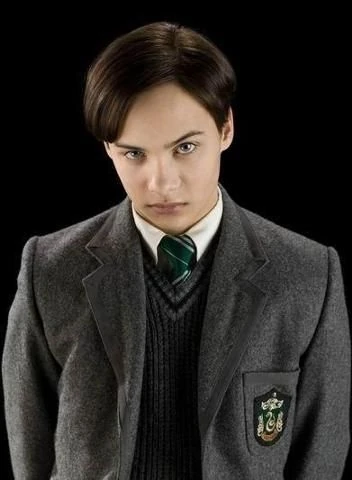 Image - Tom Riddle (16 years old).jpg | The Harry Potter Compendium ...