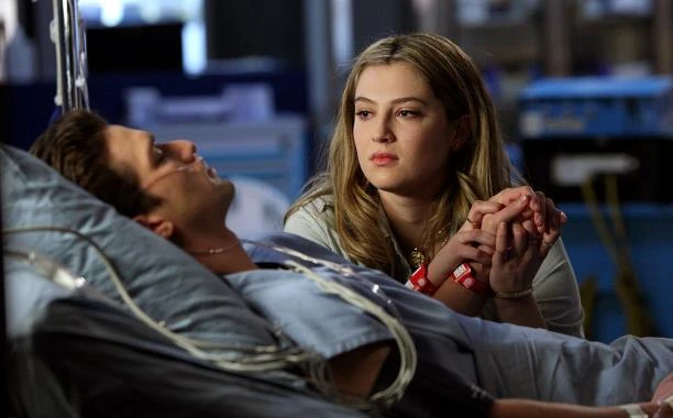 Hunter - Kara Relationship | Red Band Society Wiki | Fandom