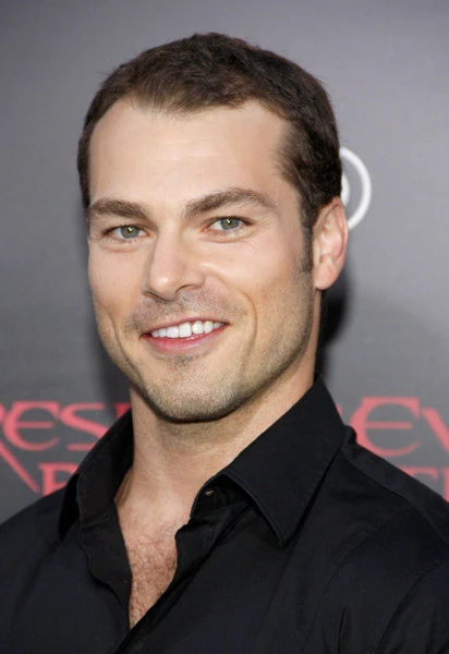 Imagen - Shawn Roberts.jpg | Resident Evil Wiki | FANDOM powered by Wikia