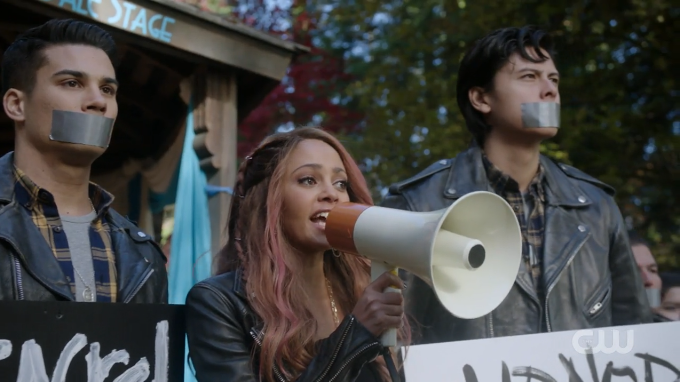 Image Rd Caps 2x11 The Wrestler 120 Fangs Fogarty Toni Sweet Peapng Riverdale Wiki Fandom