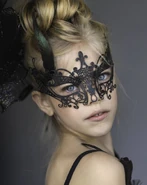 Elle McKinnon/Gallery | Wonder Wiki | Fandom