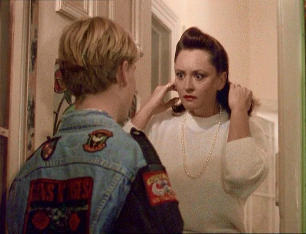 Mrs. Richmond | Round The Twist Wiki | Fandom