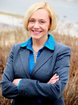 Lenore Zann | Round The Twist Wiki | Fandom