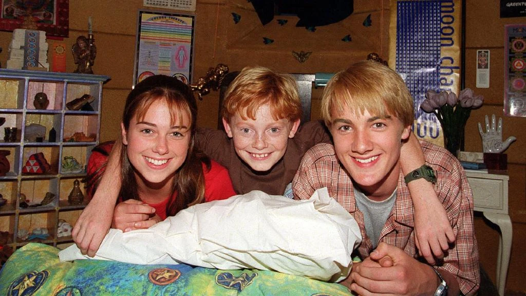 Series 4 - Ariel & Atlantis | Round The Twist Wiki | FANDOM powered by ...