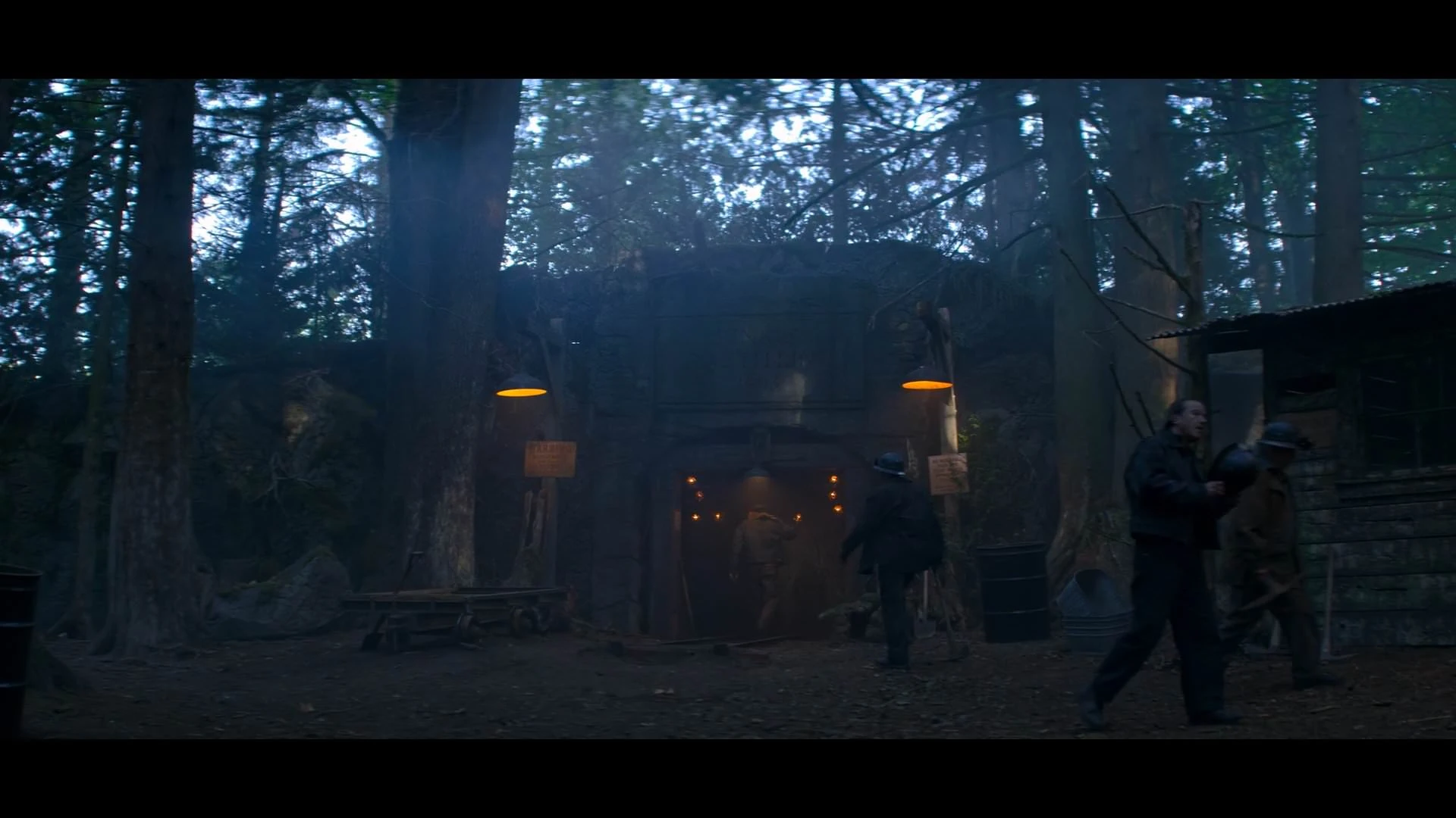 Greendale-Minen | Chilling Adventures of Sabrina Wiki | Fandom