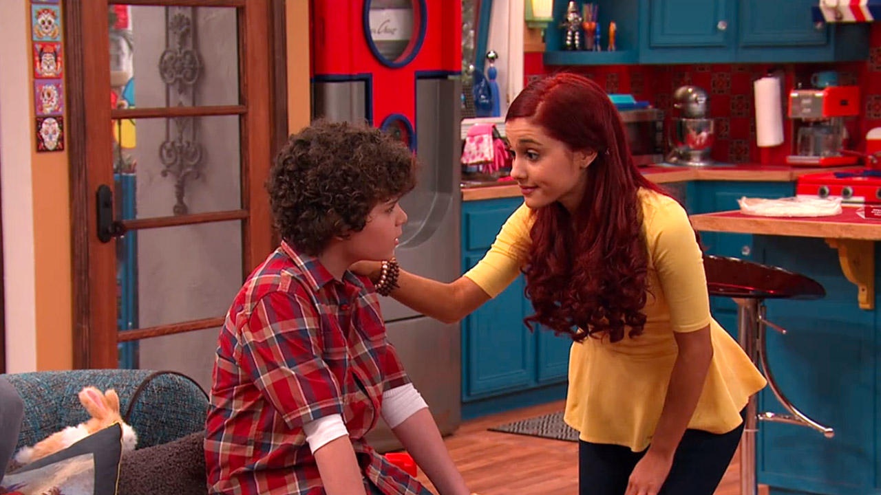 Image Cat And Dice In Mommagoomer Sam And Cat Wiki Fandom