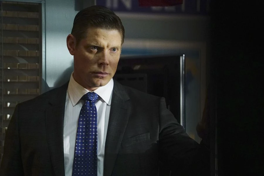 Tom Larsen | Scandal Wiki | FANDOM powered by Wikia