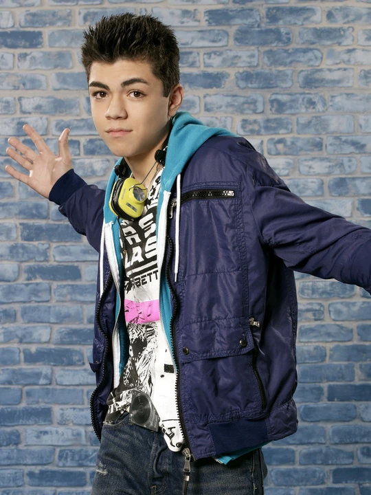 Deuce Martinez | Shake It Up Wiki | Fandom