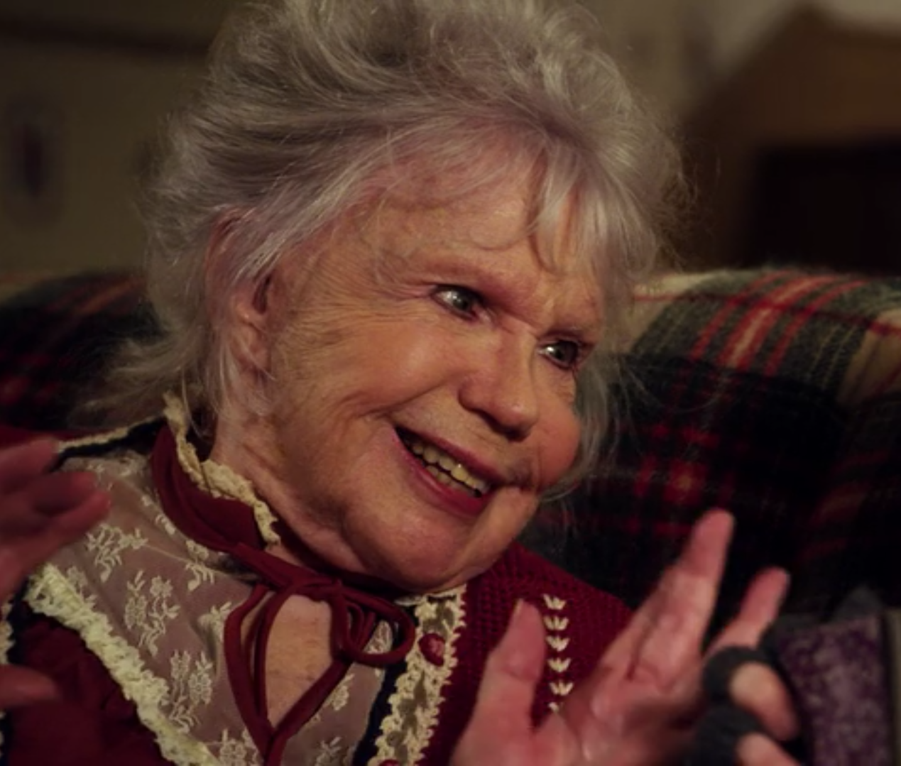 Aunt Ginger Character Shameless Wiki Fandom Powered By Wikia