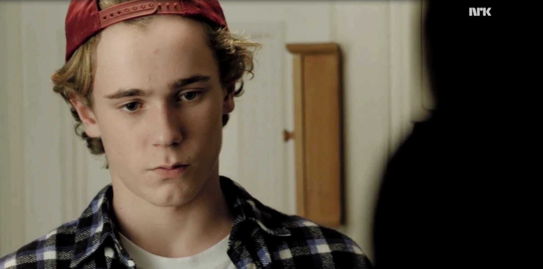 Bild - Isak Staffel 3 Bild 7.png | Skam Wiki | FANDOM powered by Wikia
