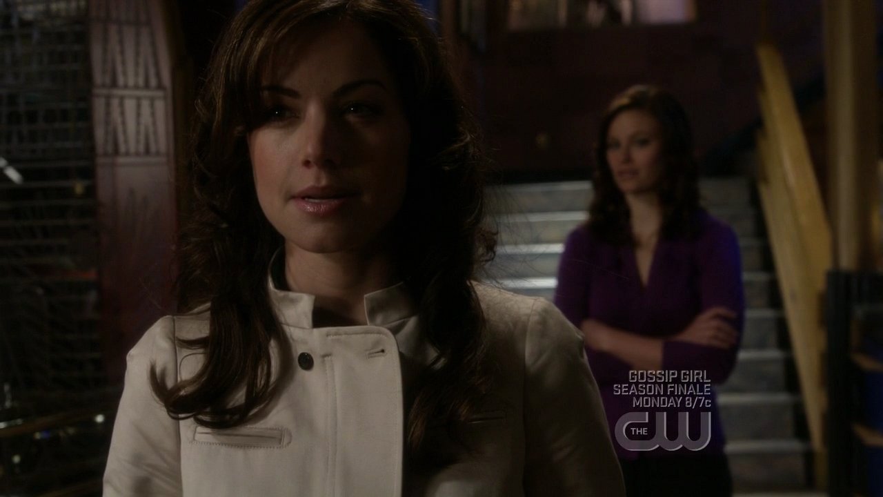 Lois And Tess Smallville Wiki Fandom Powered By Wikia