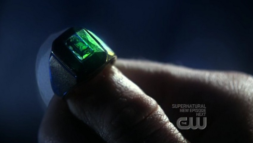 Kryptonite Ring Smallville Wiki Fandom Powered By Wikia