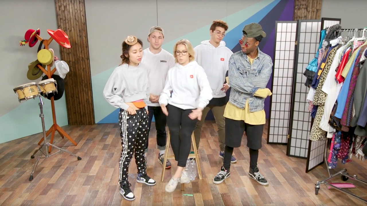 TRY NOT TO LAUGH CHALLENGE 14 w/ THE BATH BOYS | Smosh Wiki | Fandom