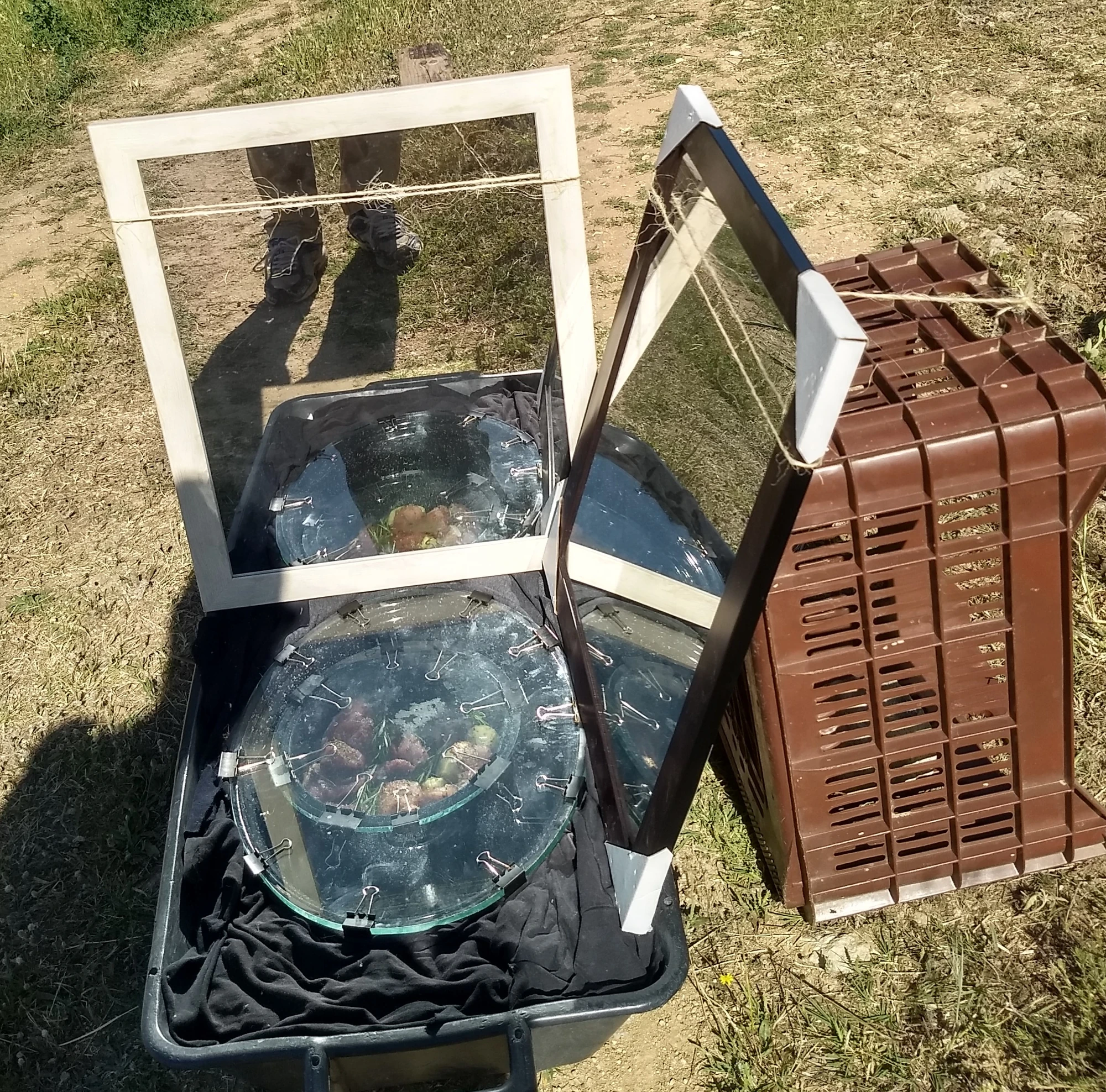 E&S Solar Oven | Solar Cooking | Fandom