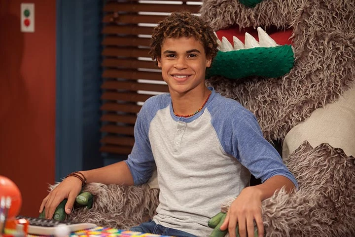 Jarvis Raines/Gallery | Some Assembly Required Wiki | Fandom