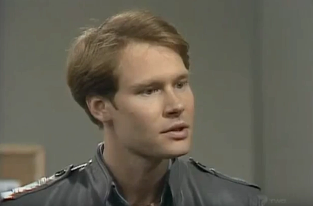 Simon Armstrong | Sons and Daughters Wiki | Fandom