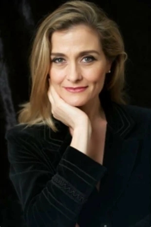 Sharon Benson | Wiki Soy Luna | Fandom