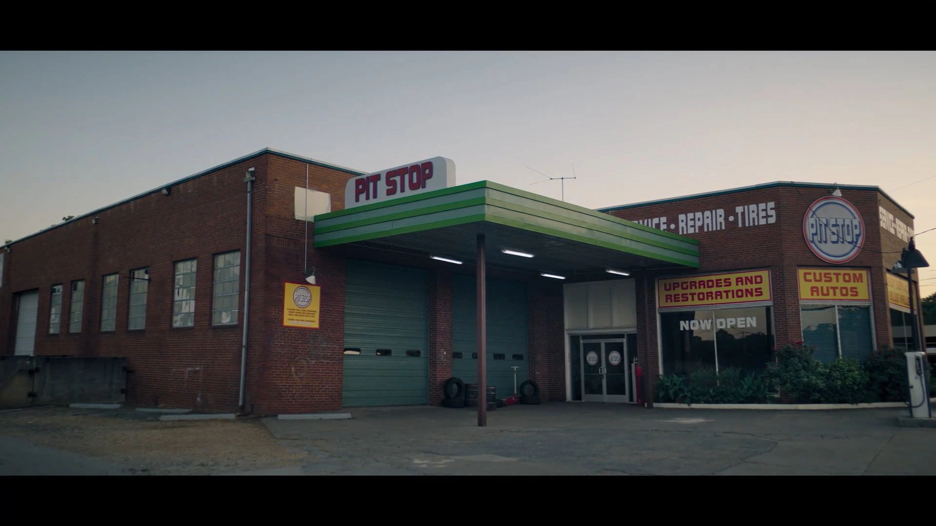 The Pit Stop | Stargirl Wiki | Fandom