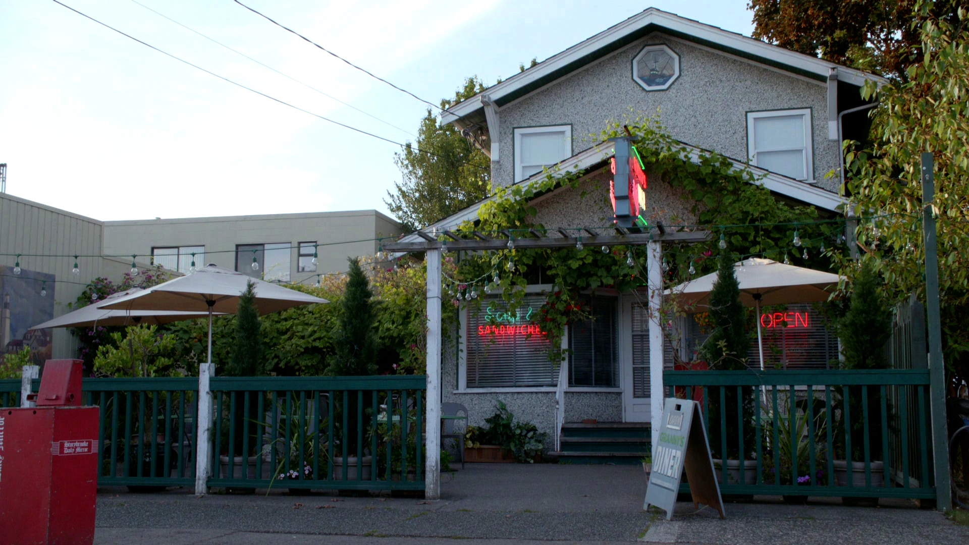 Granny's Diner | Once Upon a Time Wiki | FANDOM powered by Wikia