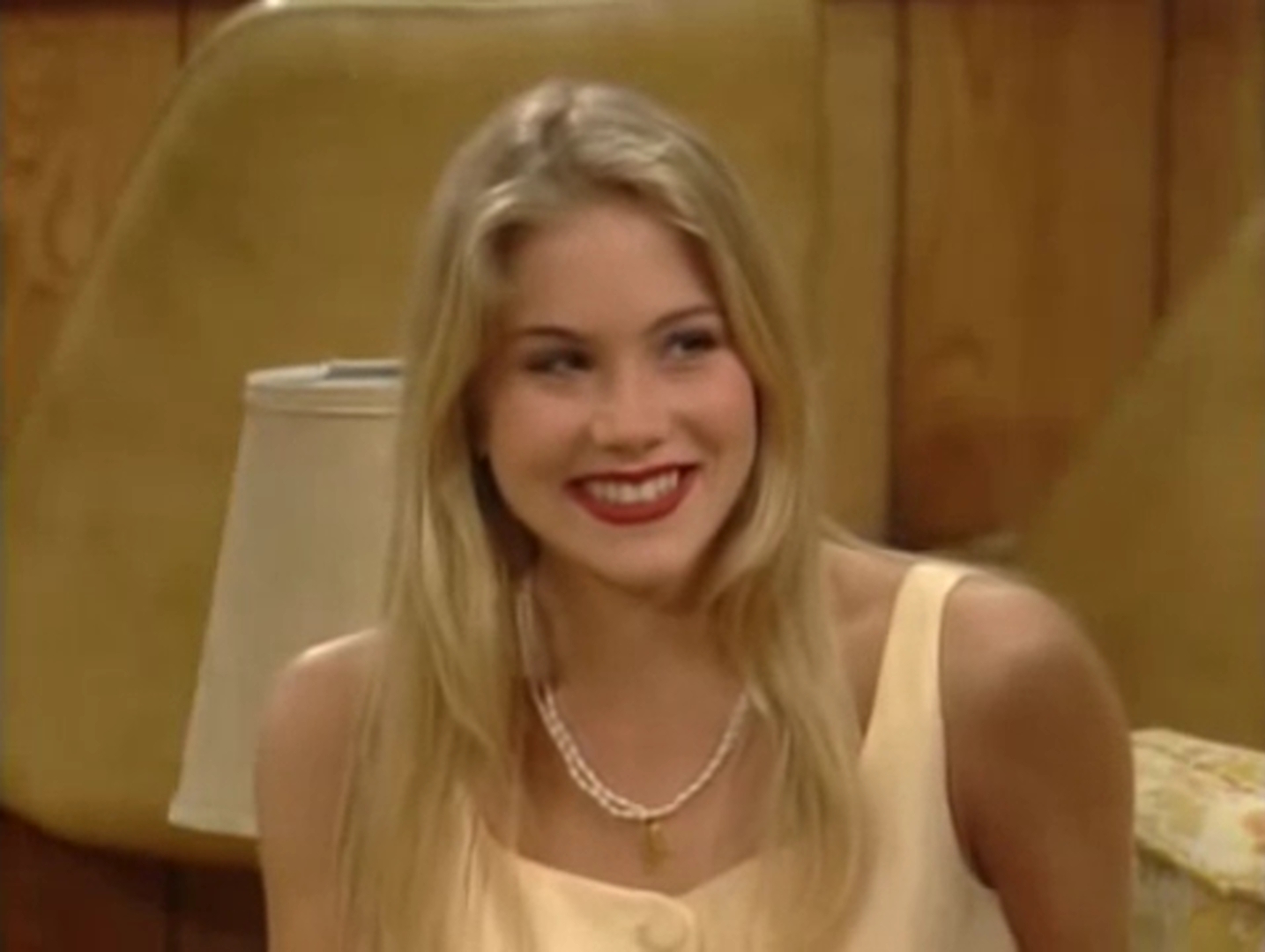 Kelly Bundy Superepicfailpedia Wiki Fandom Powered By Wikia