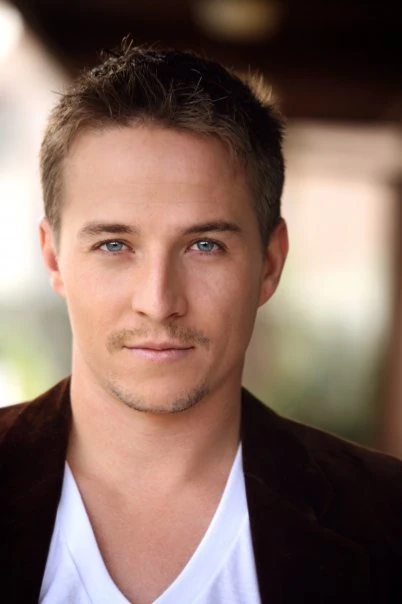 Travis Aaron Wade | Wiki Supernatural Brasil | FANDOM powered by Wikia