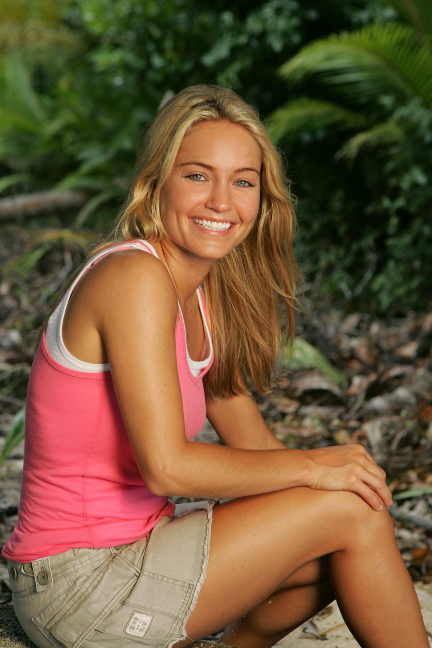 Jenn Lyongallery Survivor Wiki Fandom Powered By Wikia