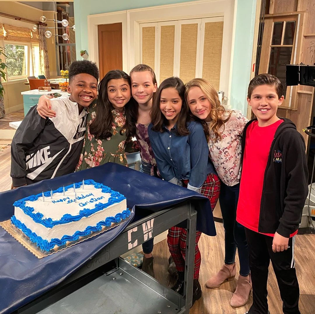 Bummer Rental/Gallery | Sydney to the Max Wiki | Fandom