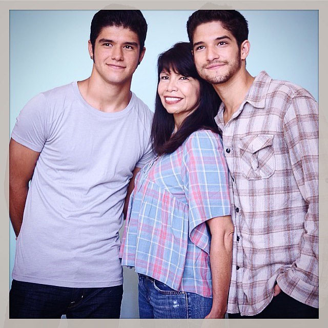 Image - Cyndi-Garcia-Posey-Tyler-Posey-family-pic-Teen-Wolf-News.jpg ...