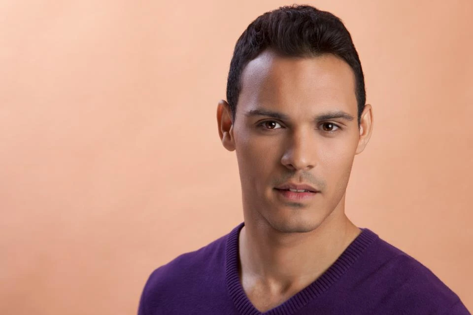 Alexander Estrella | Telenovela Database Wikia | Fandom