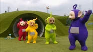 The Bumping Dance (Bumps a Daisy) | Teletubbies Wiki | Fandom