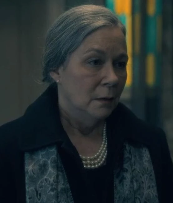 Janet | The Haunting of Hill House Wiki | Fandom