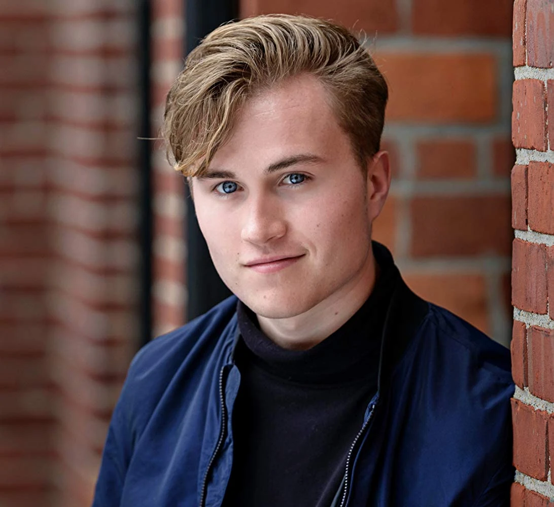 Benjamin Breault | The Society Netflix Wiki | Fandom