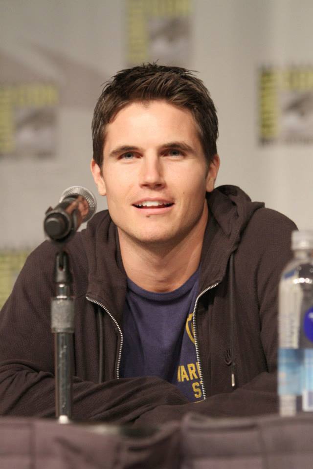 Robbie Amell | The Tomorrow People Wiki | FANDOM powered by Wikia Robbie Amell | The Tomorrow People Wiki | FANDOM powered by Wikia