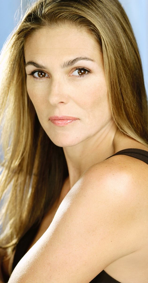 Paige Turco | The 100 Wiki | Fandom