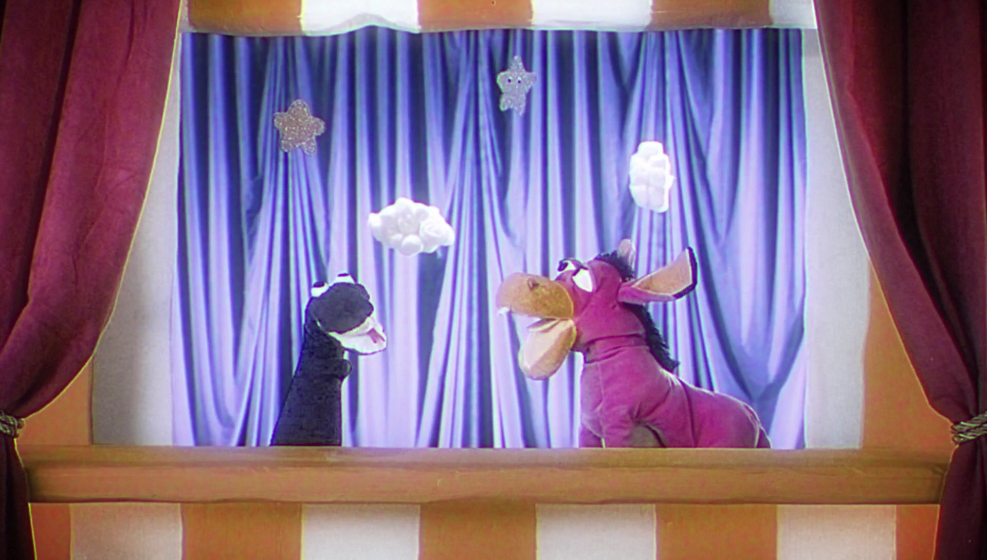 Daisy the Donkey Show | The Amazing World of Gumball Wiki | Fandom