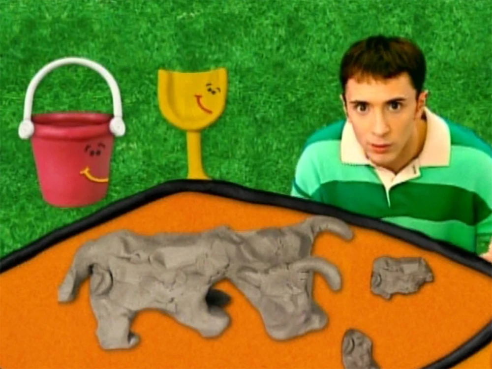 Image - Blue's Clues Shovel and Pail with Clay.jpg | Blue's Clues Wiki ...