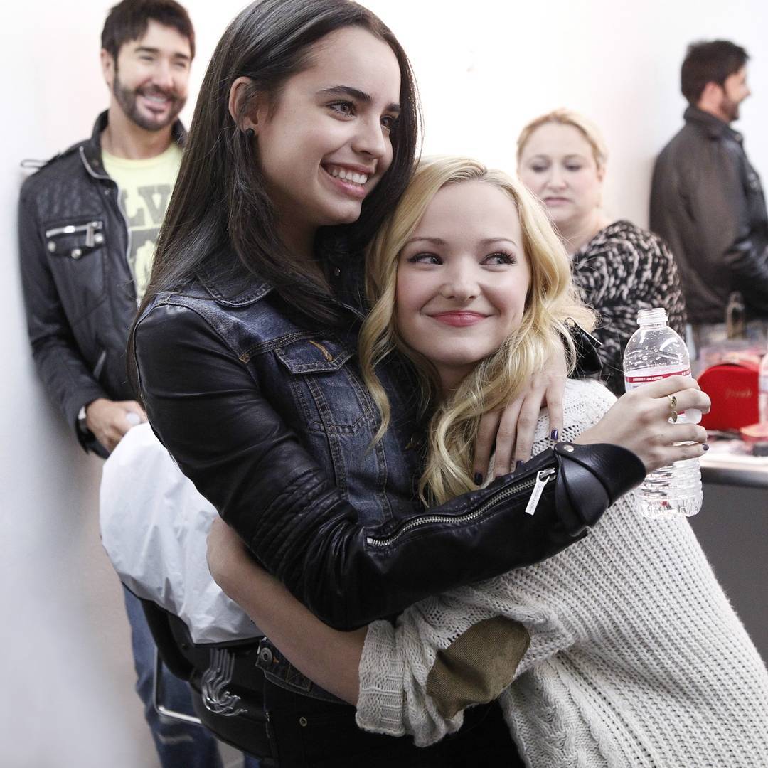 Image Sofia Dove Descendants Wiki Fandom Powered By Wikia