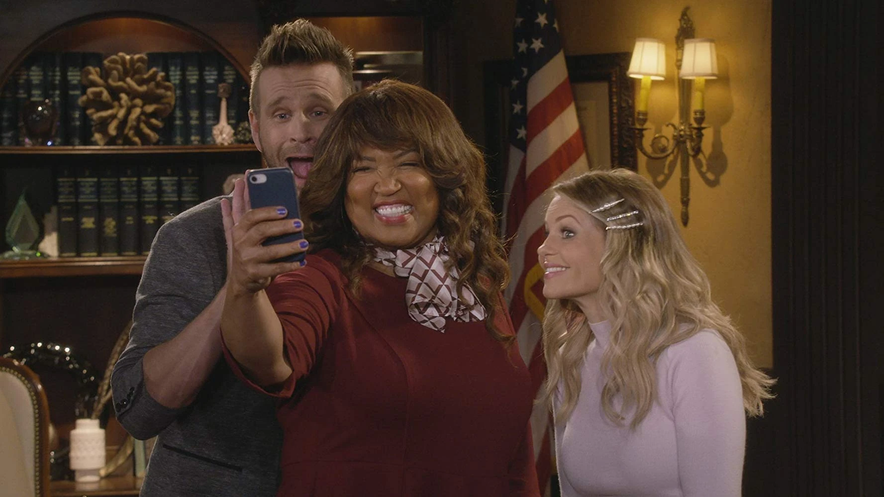 The Mayor's Bird | Fuller House Wikia | Fandom