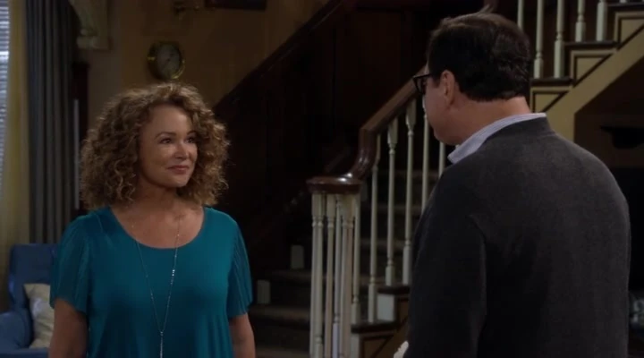 Vicki Larson | Fuller House Wikia | Fandom