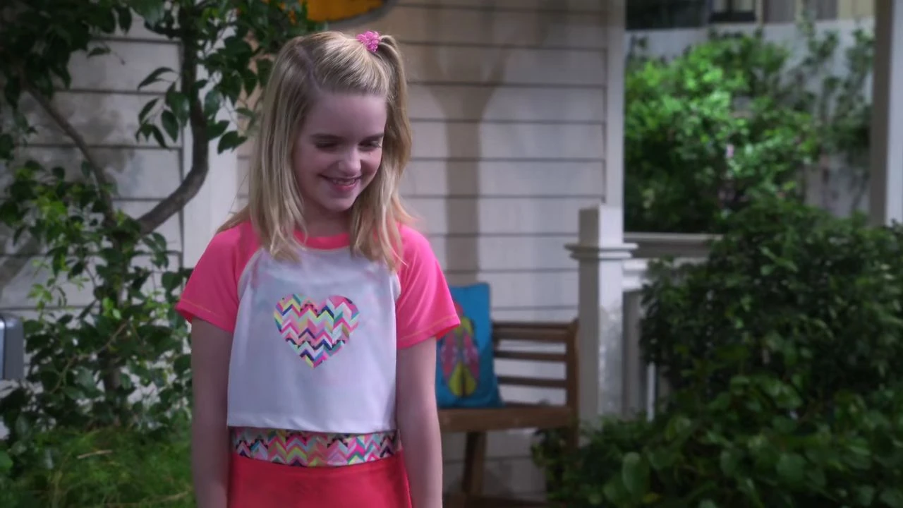 Rose Season 3 Image Gallery | Fuller House Wikia | Fandom