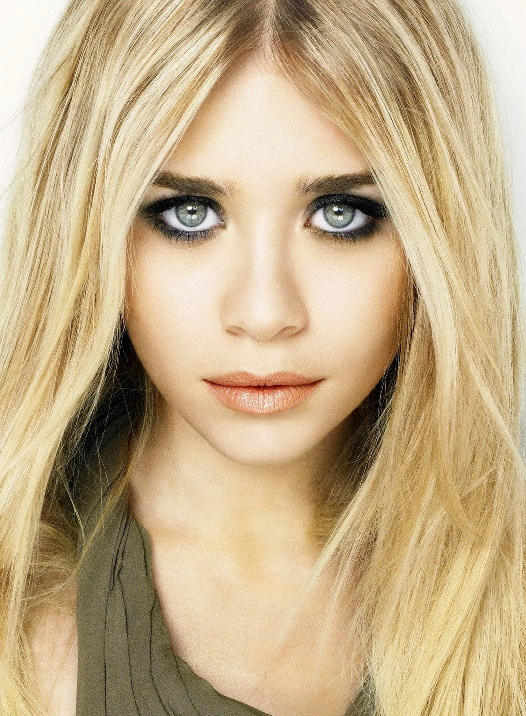 Ashley Olsen | Fuller House Wikia | Fandom